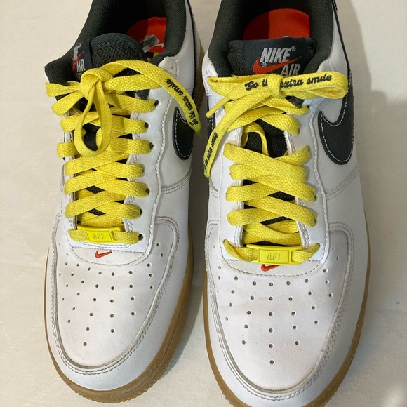 Nike | Shoes | Nike Air Force Smiley Go The Extra Smile Athletic Shoes ...